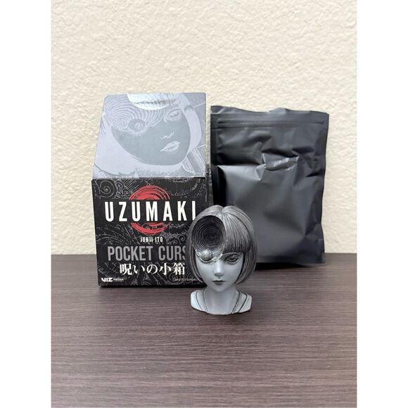 Viz Media | Accessories | Junji Ito Uzumaki Pocket Curse Blind Box ...